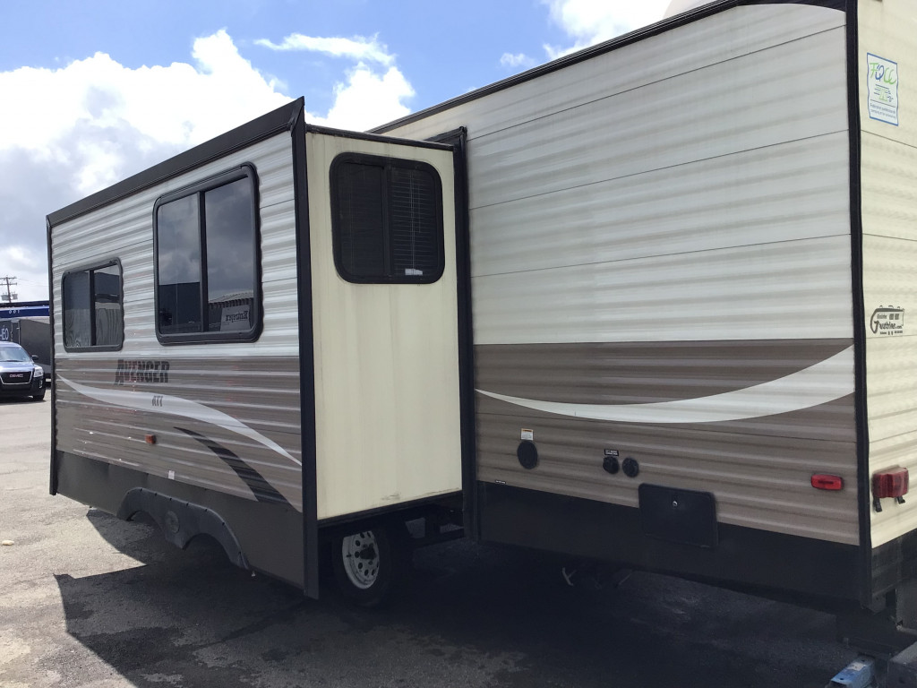 FOREST RIVER AVENGER 27BBS 2016 - Entrepex