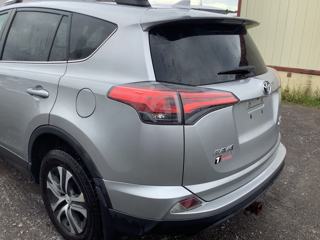 TOYOTA RAV4 LE AWD 2016 - Entrepex